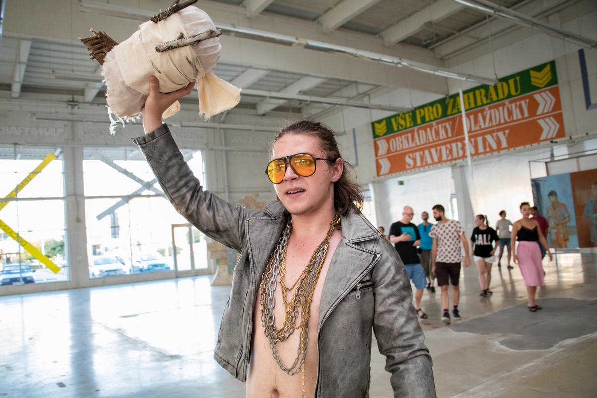 Gilgameš v trenýrkách je pro mě odrazový můstek, říká herec Vít Hofmann