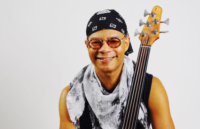 Je třeba neztratit identitu a mít otevřenou mysl, říká Fernando ...